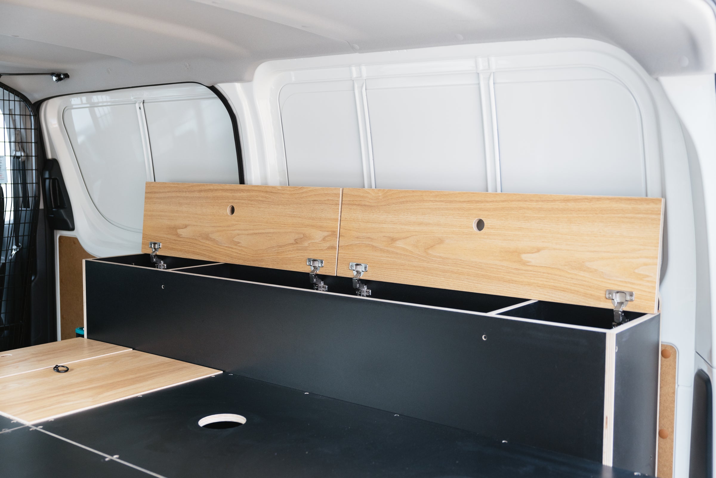 Toyota Hiace H300 'Tarkine' Van Fitout Kit | Dogged Campers